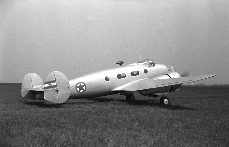 Ikarus 214 | Plane-Encyclopedia