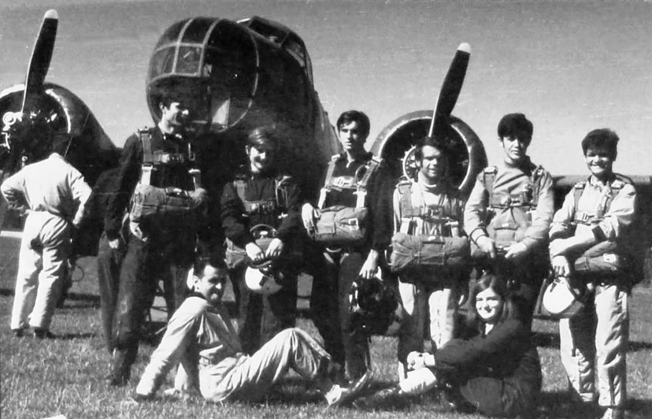 Ikarus 214 | Plane-Encyclopedia